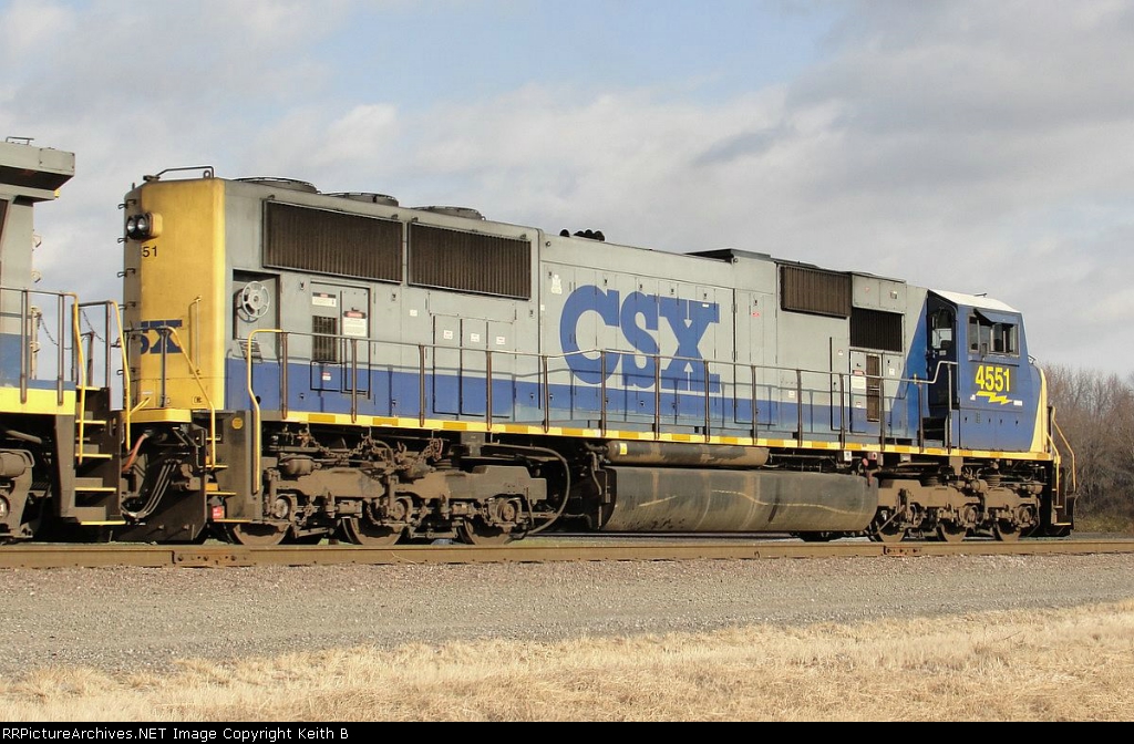 CSX 4551